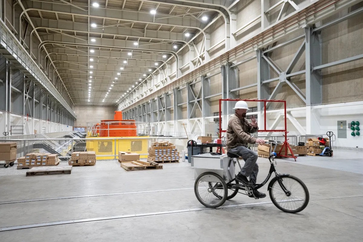 Lake Powell forecasts show hydropower generation is at risk next year as water levels drop ...